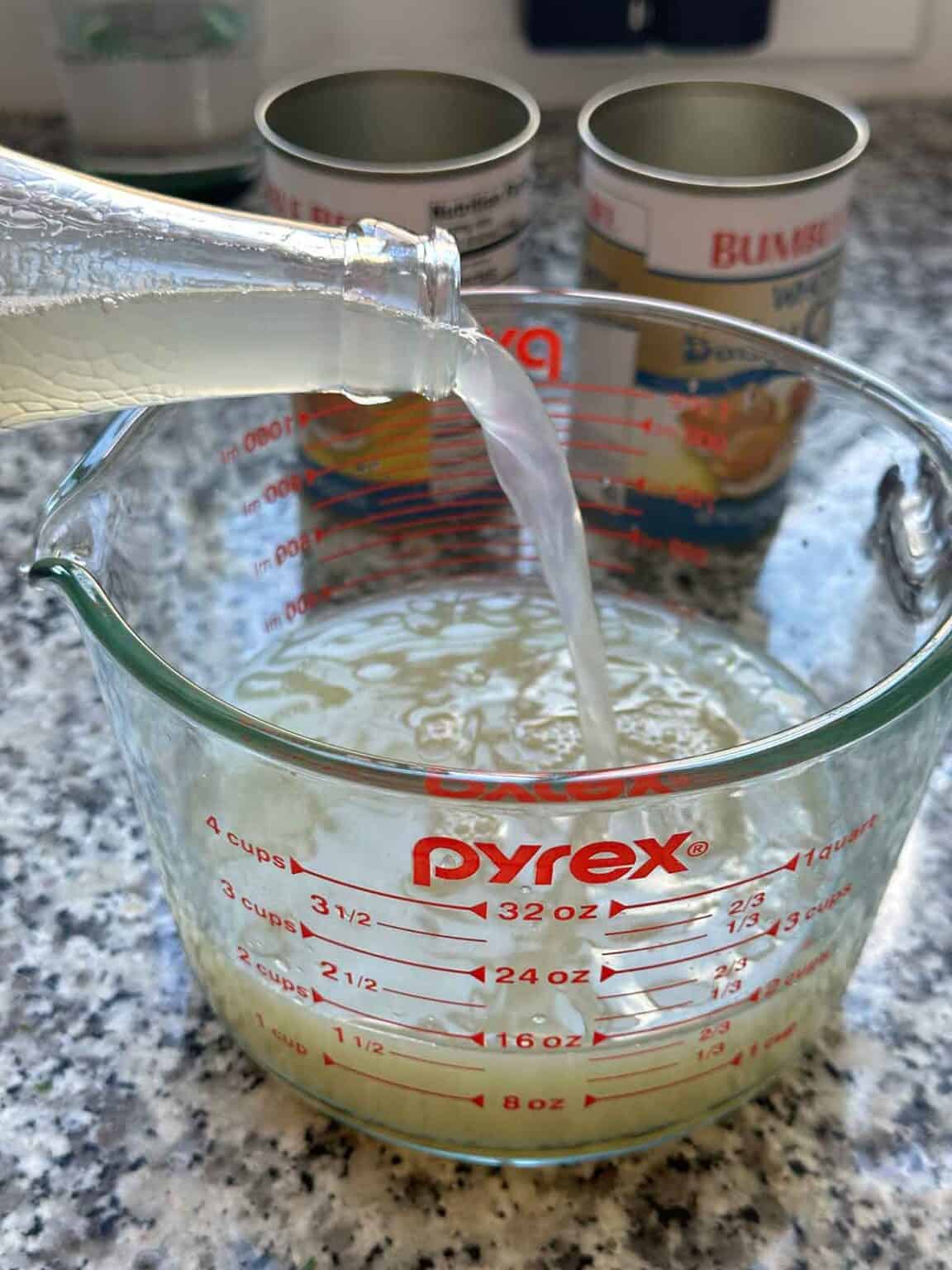 Rhode Island Clam Chowder (Clear Broth Chowder) - Bowl of Delicious